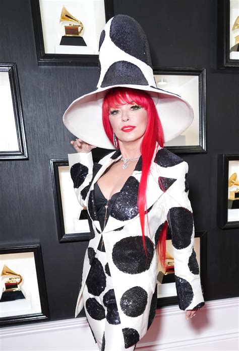 Shania Twain Is Doing The Most In A Sparkly Power Suit And Sky High Hat