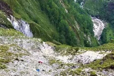 थाहा खबर भारतमा कार दुर्घटना हुँदा १० धार्मिक पर्यटकको मृत्यु
