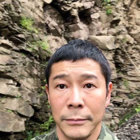 前澤友作さんのインスタグラム写真 前澤友作instagram「根府川の採石場。ここから取れた石を職人技で組み合わせるとこんな感じ