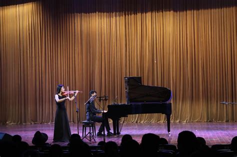 艺术学院举办“弦动我心”系列之十三小提琴音乐会 山东大学艺术学院