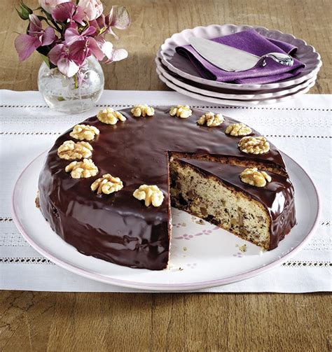 Pastel De Vainilla Chocolate Y Nueces Nueces De California