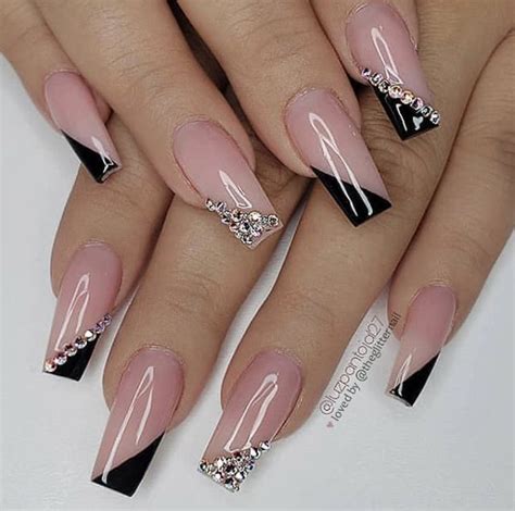 Pin by Szitás Kata on Körmök Gel nails Stylish nails Simple nails
