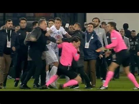Halil Umut Meler Yumruk Video