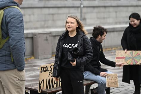 Greta Thunberg Se Gradúa De Secundaria Promete Mantener Protestas