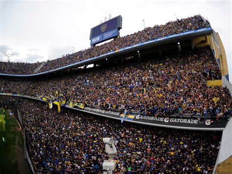Jugué en el Monumental pero lo que se vive en la Bombonera un día de
