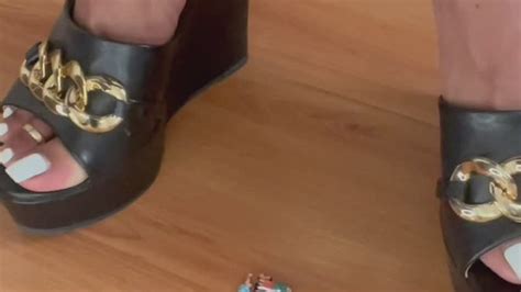 Giantess Crushing Caribbeansolez Clips4sale