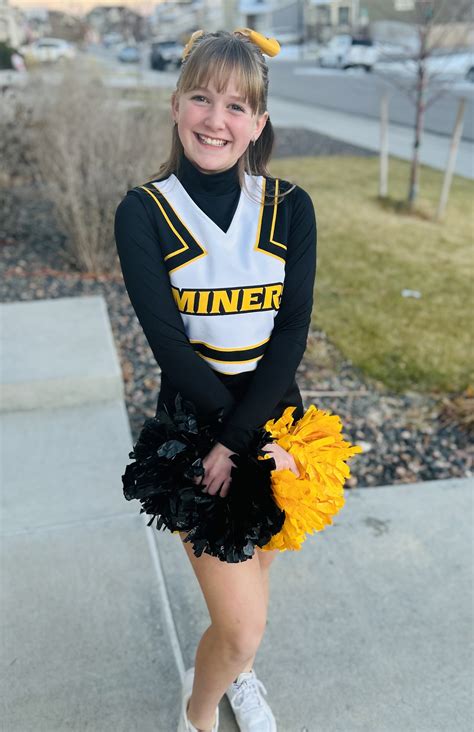 Brielle Partnow 30 Ms Cheer
