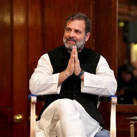 Rakesh Kumar Singh On Linkedin ऑंधियों को ज़रा ख़बर कर दो शेर वापस पलट के आया है।