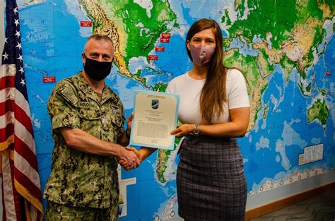 Dvids Images Emily Templar Presented With Submarine Learning Center Civilian Of The Quarter
