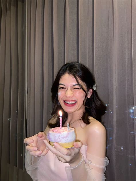โพสท่าเค้กวันเกิด การค้นหาใน Lemon8