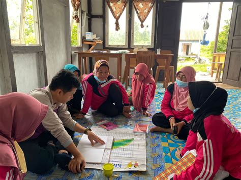 Tingkatkan Kapasitas Kader Posyandu Nakes Puskesmas Boyan Tanjung Pembinaan Di Desa Teluk