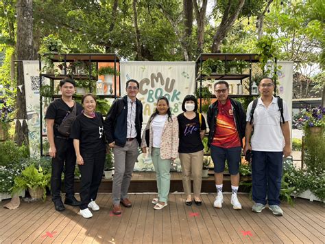 👩‍💻ห้องสมุดบุญชู ตรีทอง คัดเลือกหนังสือเข้าห้องสมุด ในงาน Cmu Book Fair