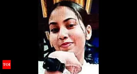 Kolkata Student Death Unable To Fight Loneliness Student Kills Self