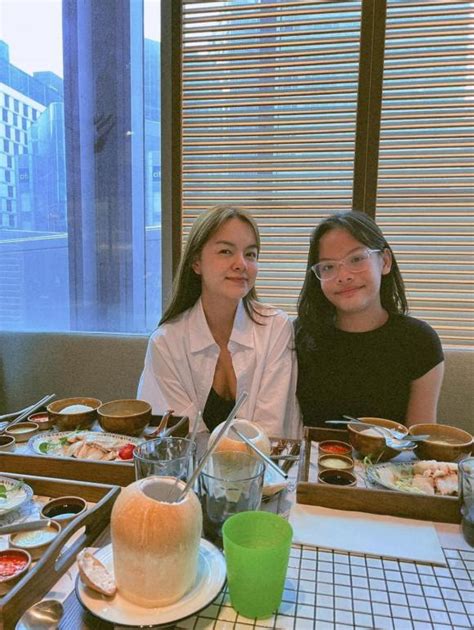 Phạm Quỳnh Anh Xả ảnh Du Lịch Singapore Cùng Các Con Nhan Sắc Như
