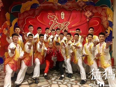 2018狗年春晚倒計時！相聲《我愛詩詞》響起河南腔 每日頭條