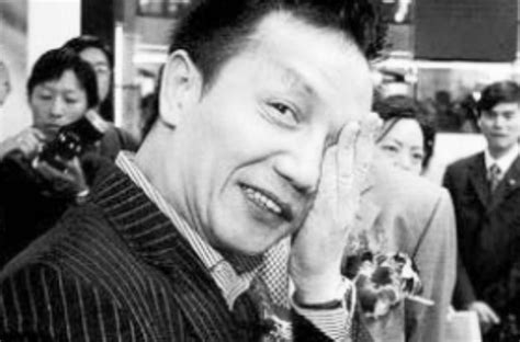 上海首富周正毅：从一无所有到腰缠万贯，最终却沦为阶下囚 知乎