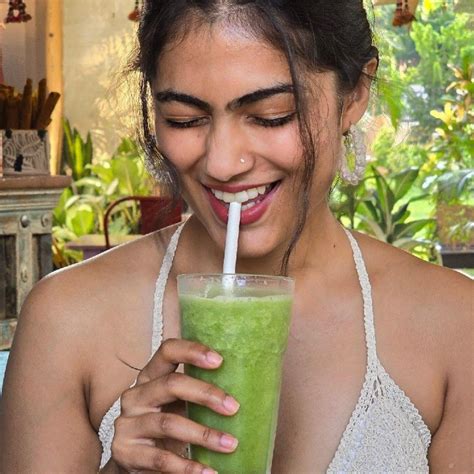 Soumya Soumya20242766 Snapchat Stories Spotlight And Lenses