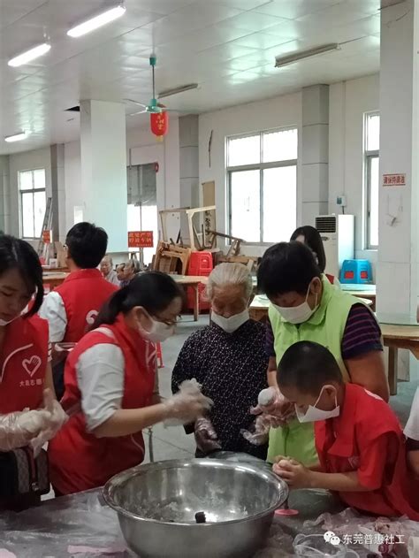大朗 迎中秋共欢乐手工月饼制作活动 长者