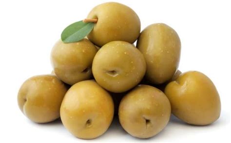 8 Surprising Benefits Of Olives Organic Facts