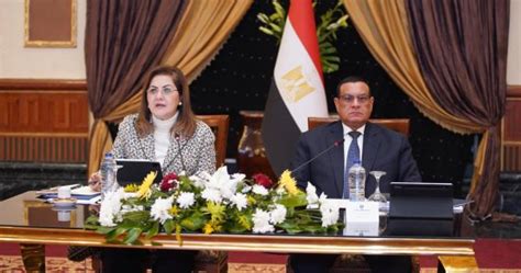 وزيرة التخطيط زيادة الاستثمارات العامة لتبلغ 8713 مليار جنيه خلال 22