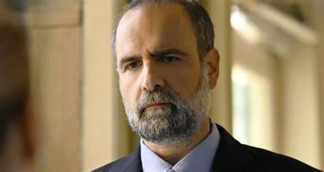 Δημήτρης Παπανικολάου Από τον «Άγιο Έρωτα στο Παλλάς με την Βαρντάλος