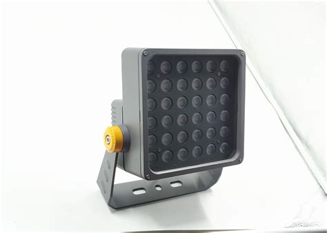 2020 Ce Emc Lvd Rohs 인증 Outdoor Cob 의 고품질 2020 Ce Emc Lvd