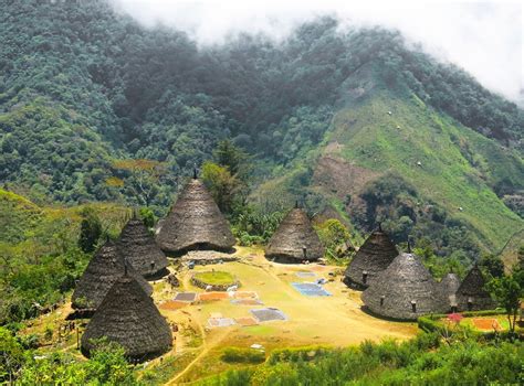 Ngetrip Ke Flores Wajib Mampir Ke 5 Desa Adat Cantik Ini Pigiblog