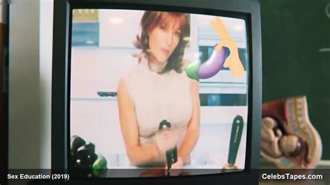 Emma Mackey Sex In The Car And Sex In Other Scene Not Nude Eporner