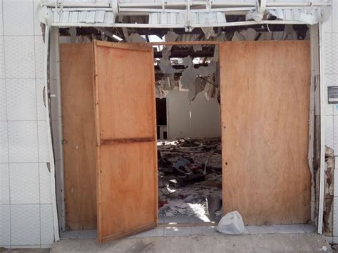 G1 Grupo invade agência e explode caixa eletrônico no Cariri da