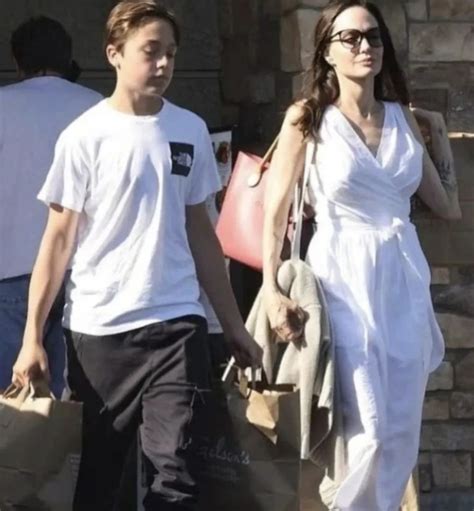 Así Luce Knox El Hijo Menor De Angelina Jolie Y Brad Pitt A Sus 14