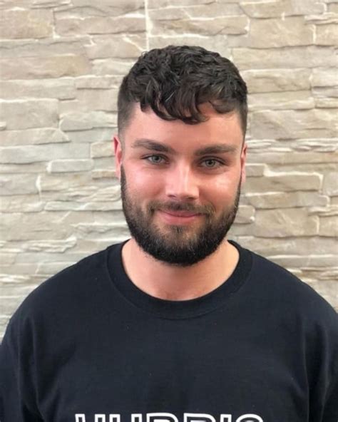 31 Incredible Bangs Hairstyles For Men To Copy In 2024