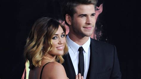 Miley Cyrus Married Hemsworths Rep Says No