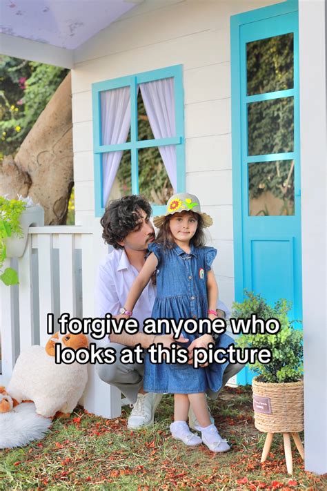 Oday Alanqar Oday Alanqar2002 S Video Of Santa In Palestine Tiktok