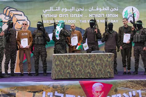 نحن اليوم التالي والنصر المطلق ما رسائل حماس في عملية تسليم