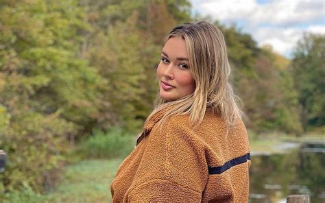 Who Is Hunter Mcgrady Sports Illustrateds Plus Size Model Opens Up On