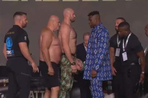 Link Live Streaming Nonton Tinju Tyson Fury Vs Francis Ngannou Duel Monster Mengerikan Kilat