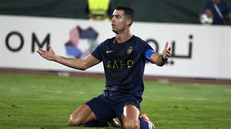 شاهد رد فعل رونالدو بعد هدف الجزائري أمير سعيود في شباك النصر Rt Arabic