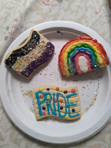 Pride Cookie Decorating 🌈 Rlgbt