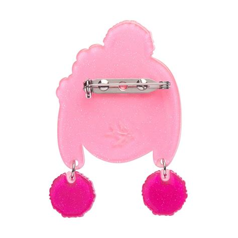 Snug Fit Kitty 2023 Wild Brooches