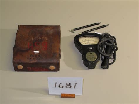 Voltmeter Battery Test Physics Museum The University Of Queensland Australia
