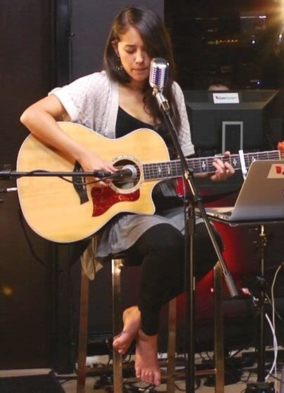 Kina Granniss Feet