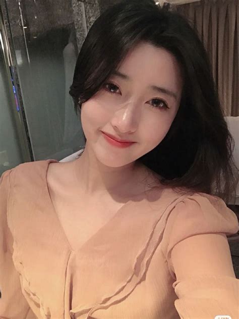 🐰 On Twitter Rt Jeannet97667959 像我这样前凸后翘的阿姨，给你半个小时你会对我做什么呢？已婚少妇异地