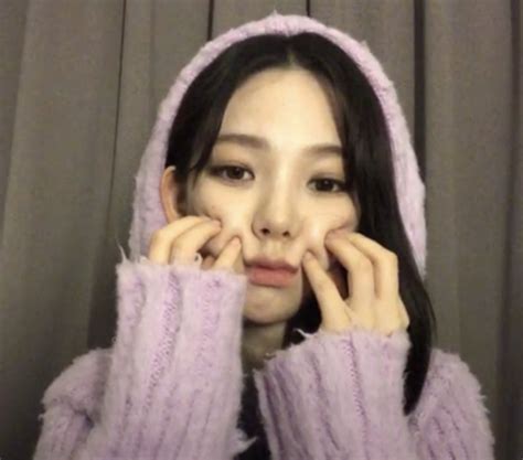 [잡담] 헉 어제자 카리나 고화질 떴네 인스티즈 Instiz 연예 카테고리