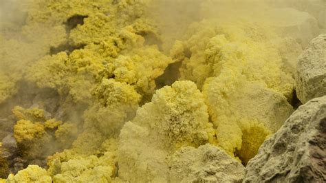 What Is Sulfur And Why Is It So Good For Your Skin Allure