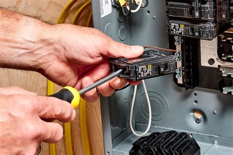 Replacing A Circuit Breaker In A Main Box