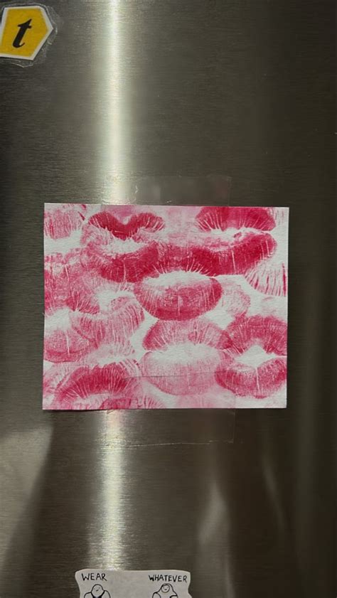 Lipstick Kissed Paper DIY Red Decor Stain Kiss