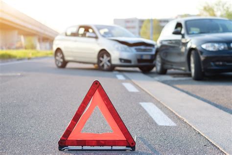 5 cosas que debe hacer después de un accidente automovilístico con un