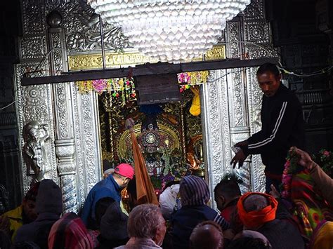 Badrinath Temple A Sacred And Scenic Temple Of Lord Vishnu E India