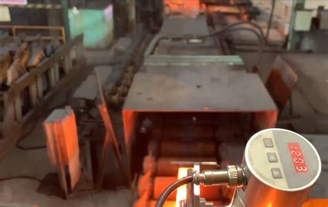 Non Contact Online High Temperature Colorimetric Thermometer For Steel Rolling Site High