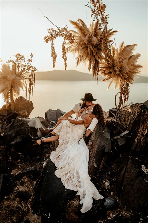 This Visionary Wedding With Led Lights Is Packed With Thrilling Inspiration